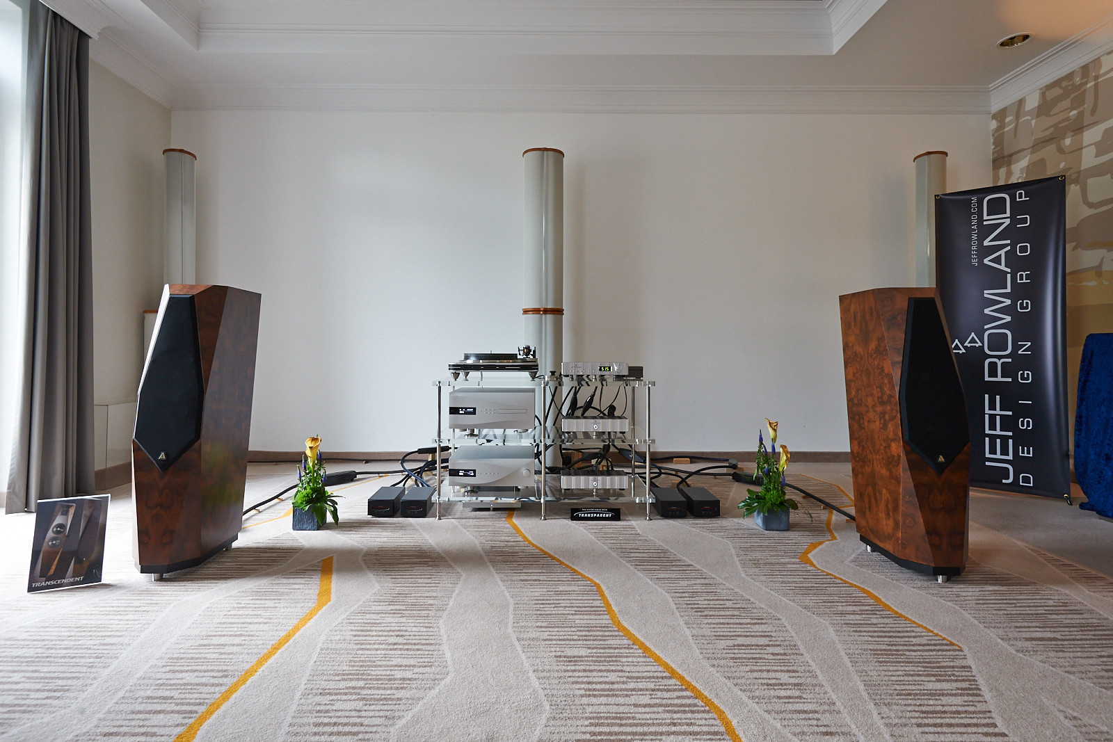 Das kleine Wunder: Jeff Rowland Model 125 - Hi-Fi Studio Bernd Müller Köln